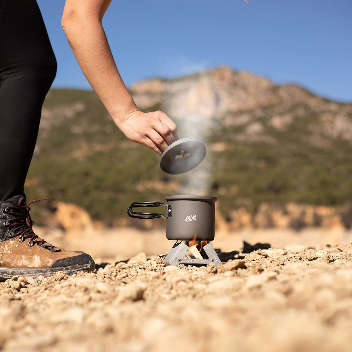 Esbit Stove · including Solid Fuel